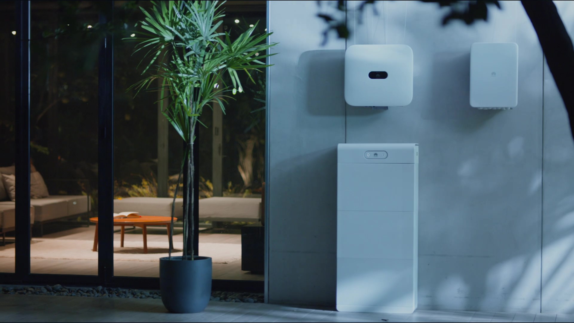 Leading Solar Solutions for a Greener Future | HUAWEI Smart PV Philippines